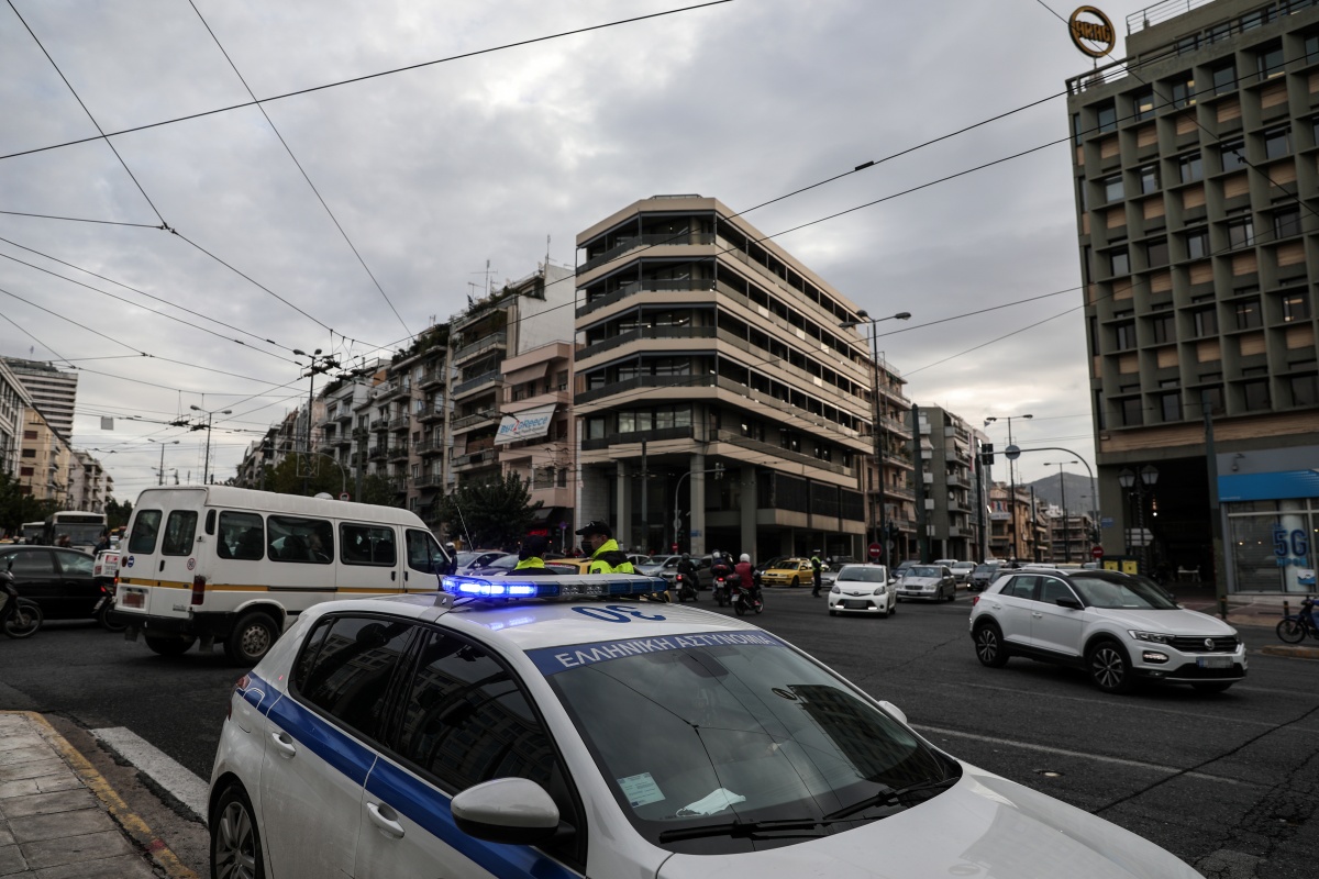 Κίνηση τώρα: Καραμπόλα 8 οχημάτων στη Λεωφόρο Αλεξάνδρας - Ελεύθερος Τύπος